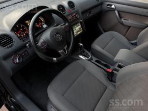 Melns Volkswagen Caddy 2014 Jūrmala, ar dzinēja tilpumu 2.00 L un nobraukumu 0 tūkst. km par 7950 €, foto 8 vietnē AUTOMOTO.COM.LV