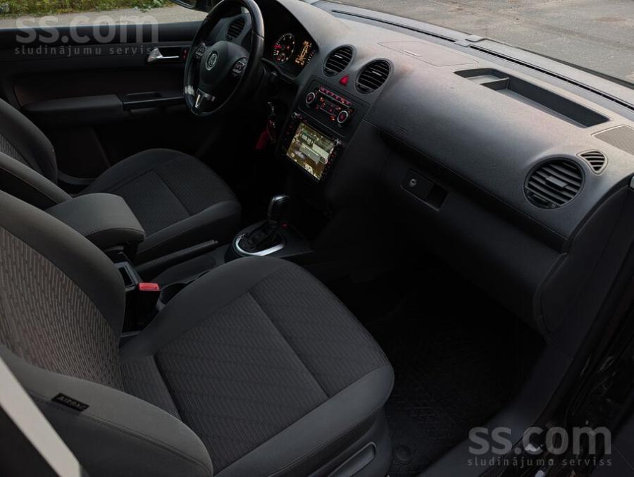 Melns Volkswagen Caddy 2014 Jūrmala, ar dzinēja tilpumu 2.00 L un nobraukumu 0 tūkst. km par 7950 €, foto 9 vietnē AUTOMOTO.COM.LV