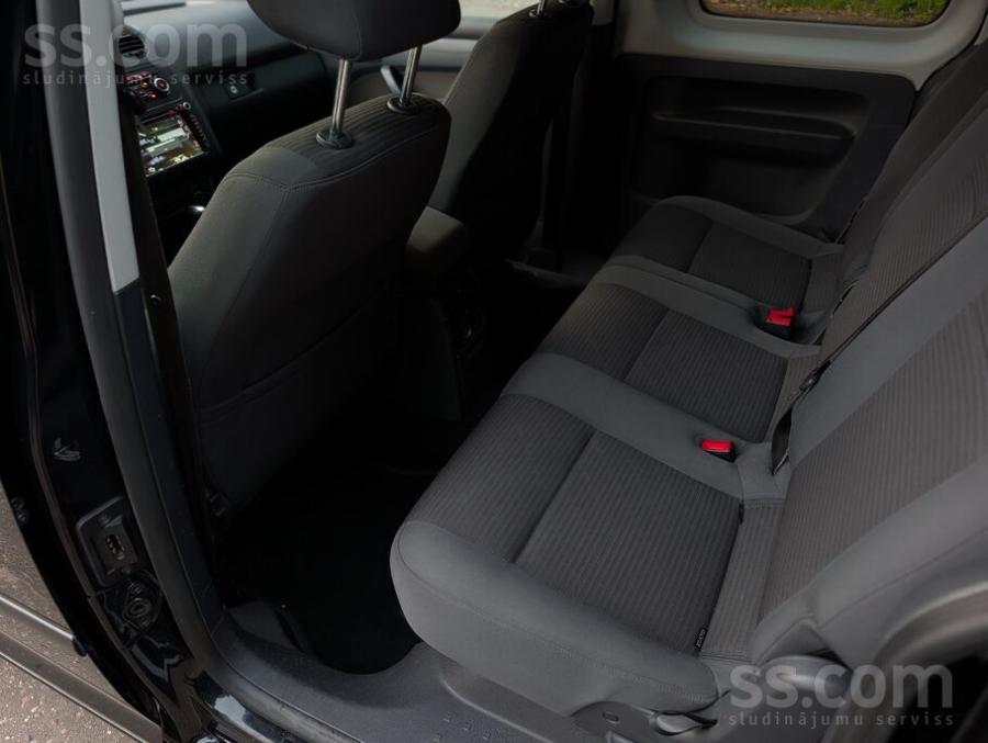 Melns Volkswagen Caddy 2014 Jūrmala, ar dzinēja tilpumu 2.00 L un nobraukumu 0 tūkst. km par 7950 €, foto 11 vietnē AUTOMOTO.COM.LV