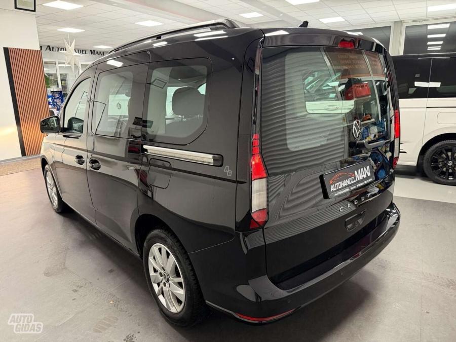 Black Volkswagen Caddy 2022 in Kaunas, with an engine capacity of 1.50 L and mileage of 58 thousand km for 24830 €, photo 6 on AUTOMOTO.COM.LV