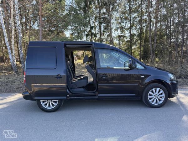 Melns Volkswagen Caddy 2015 Viļņa, ar dzinēja tilpumu 1.60 L un nobraukumu 360 tūkst. km par 6499 €, foto 3 vietnē AUTOMOTO.COM.LV