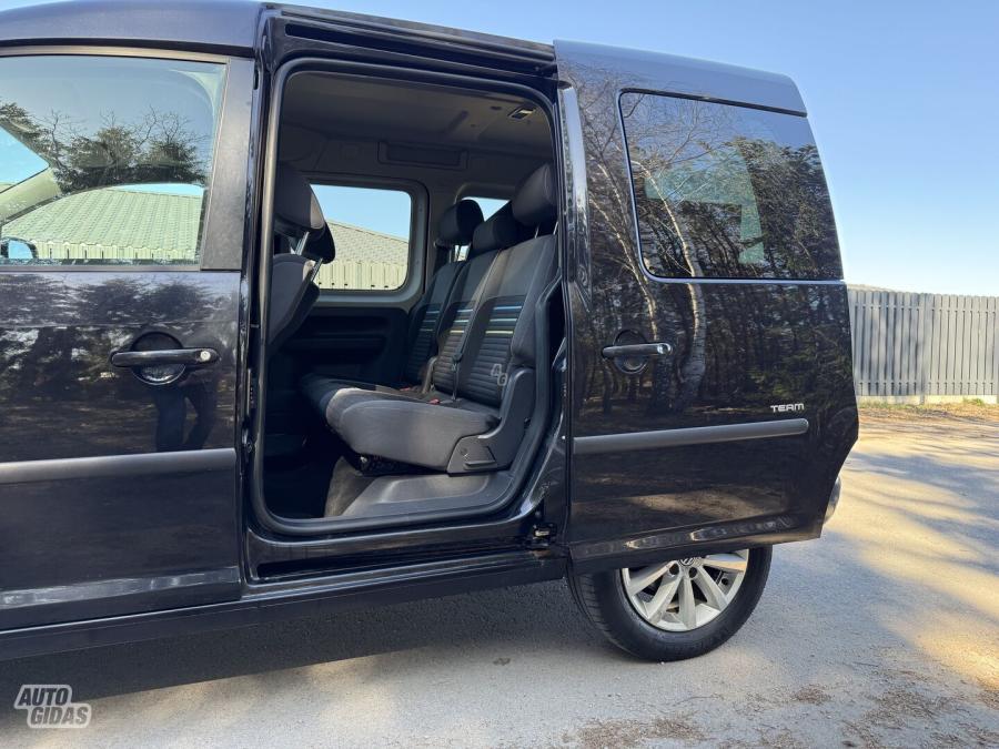 Melns Volkswagen Caddy 2015 Viļņa, ar dzinēja tilpumu 1.60 L un nobraukumu 360 tūkst. km par 6499 €, foto 5 vietnē AUTOMOTO.COM.LV