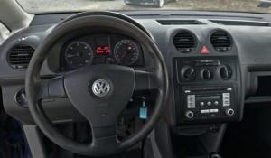 Zils Volkswagen Caddy 2007 Rīga, ar dzinēja tilpumu 1.90 L un nobraukumu 287 tūkst. km par 3900 €, foto 5 vietnē AUTOMOTO.COM.LV