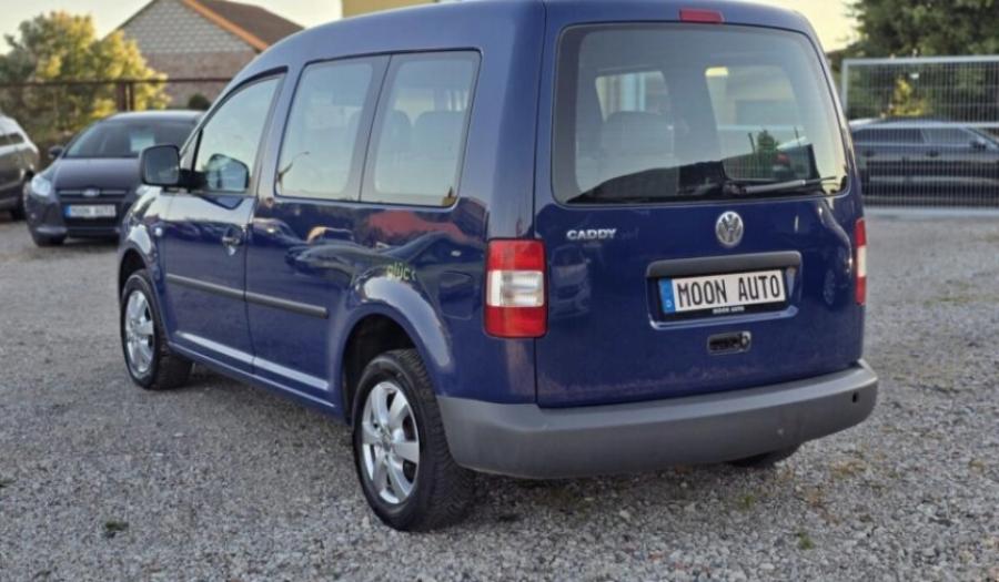 Zils Volkswagen Caddy 2007 Rīga, ar dzinēja tilpumu 1.90 L un nobraukumu 287 tūkst. km par 3900 €, foto 14 vietnē AUTOMOTO.COM.LV