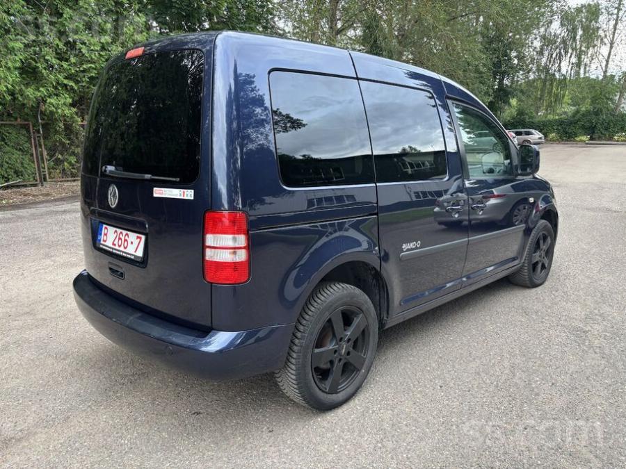 Zils Volkswagen Caddy 2013 Ogre, ar dzinēja tilpumu 1.20 L un nobraukumu 207 tūkst. km par 6650 €, foto 8 vietnē AUTOMOTO.COM.LV