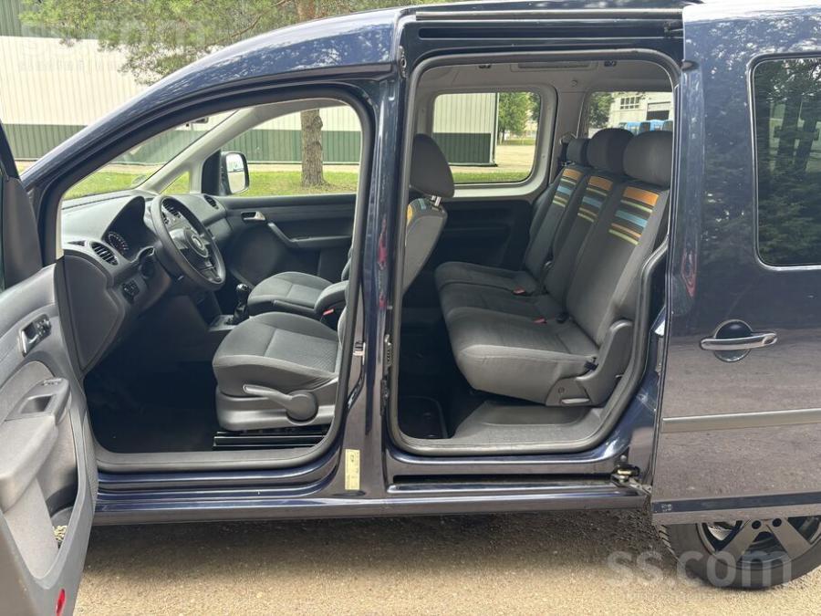 Zils Volkswagen Caddy 2013 Ogre, ar dzinēja tilpumu 1.20 L un nobraukumu 207 tūkst. km par 6650 €, foto 11 vietnē AUTOMOTO.COM.LV
