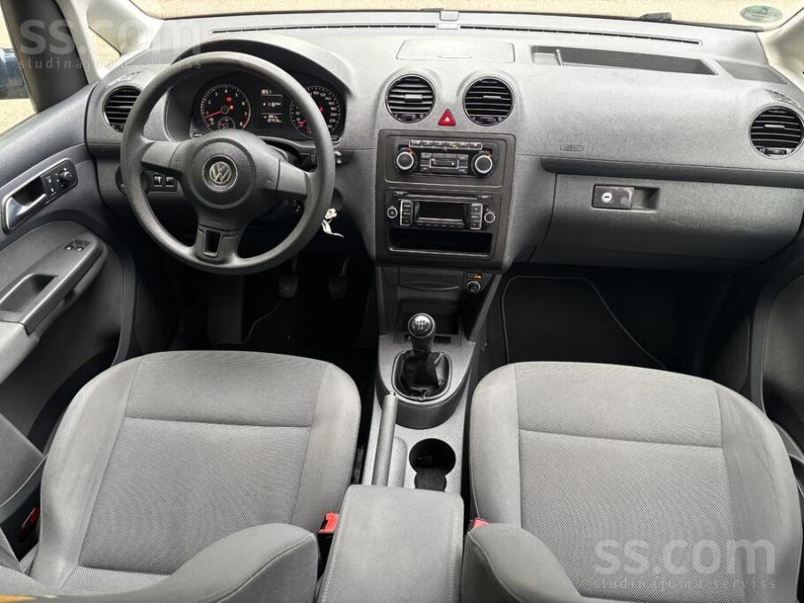 Zils Volkswagen Caddy 2013 Ogre, ar dzinēja tilpumu 1.20 L un nobraukumu 207 tūkst. km par 6650 €, foto 12 vietnē AUTOMOTO.COM.LV