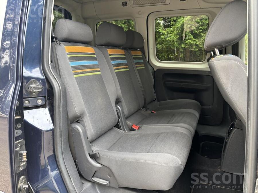 Zils Volkswagen Caddy 2013 Ogre, ar dzinēja tilpumu 1.20 L un nobraukumu 207 tūkst. km par 6650 €, foto 14 vietnē AUTOMOTO.COM.LV
