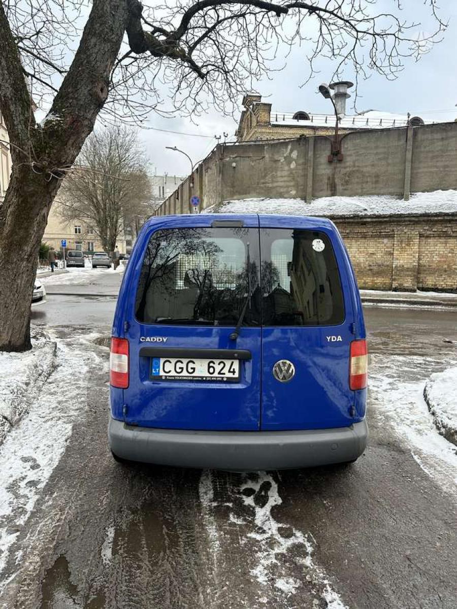 Blue Volkswagen Caddy 2007 in Vilnius, with an engine capacity of 1.39 L and mileage of 168 thousand km for 2850 €, photo 15 on AUTOMOTO.COM.LV