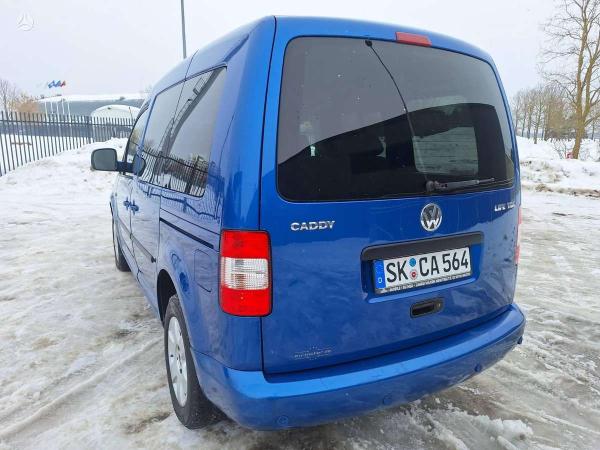 Blue Volkswagen Caddy 2009 in Jonava, with an engine capacity of 1.90 L and mileage of 275 thousand km for 4350 €, photo 4 on AUTOMOTO.COM.LV