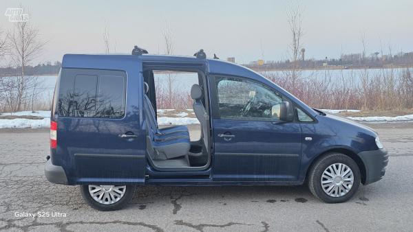 Zils Volkswagen Caddy 2006 Klaipėda, ar dzinēja tilpumu 1.90 L un nobraukumu 290 tūkst. km par 1990 €, foto 1 vietnē AUTOMOTO.COM.LV