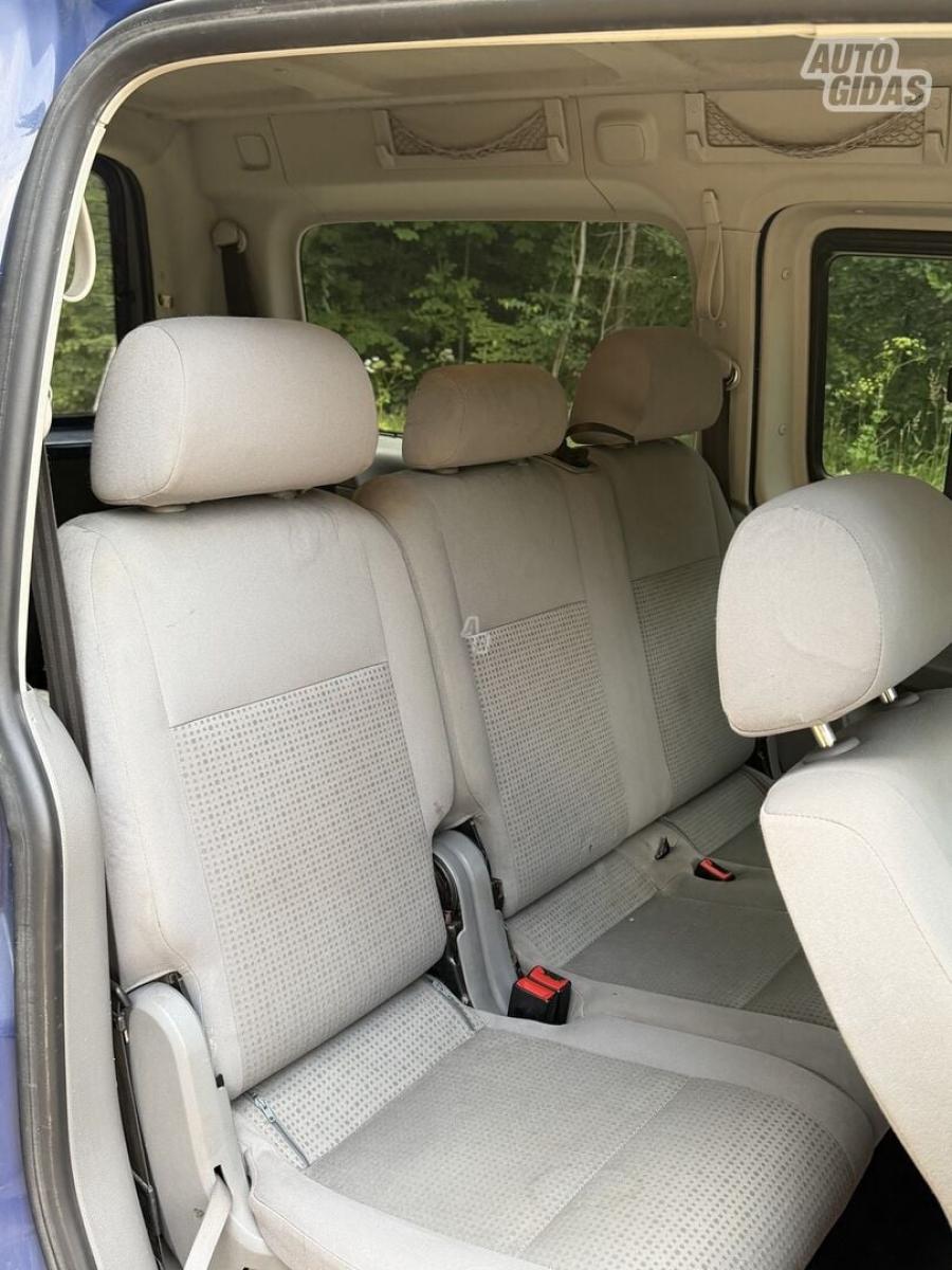 Blue Volkswagen Caddy 2009 in Alytus, with an engine capacity of 1.90 L and mileage of 380 thousand km for 4500 €, photo 8 on AUTOMOTO.COM.LV