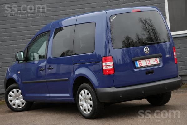 Zils Volkswagen Caddy 2011 Tukums, ar dzinēja tilpumu 1.60 L un nobraukumu 254 tūkst. km par 6800 €, foto 3 vietnē AUTOMOTO.COM.LV