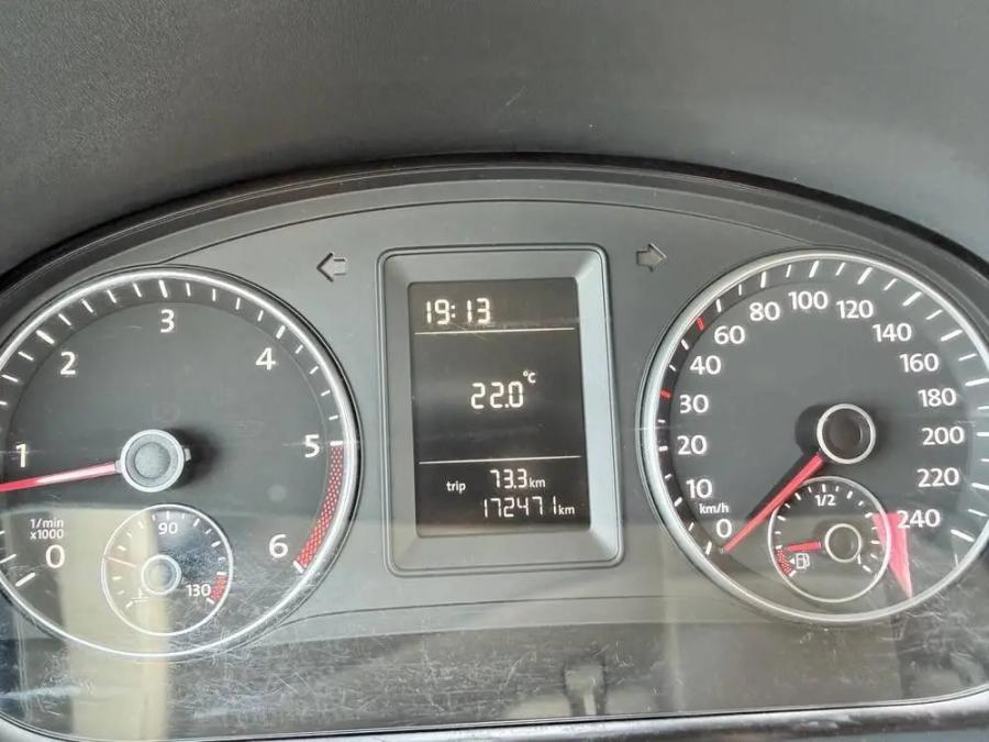 Zils Volkswagen Caddy 2011 Rīga, ar dzinēja tilpumu 1.60 L un nobraukumu 177 tūkst. km par 3900 €, foto 15 vietnē AUTOMOTO.COM.LV