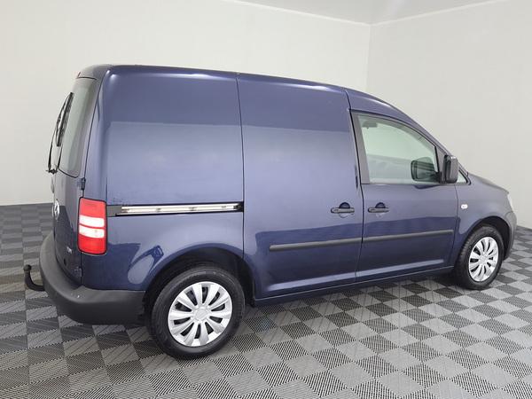 Volkswagen Caddy 2011 in Tallinn on AUTOMOTO.COM.LV Blue Volkswagen Caddy 2011 in Tallinn, with an engine capacity of 1.60 L and mileage of 329 thousand km for 2999 €, photo 4 on AUTOMOTO.COM.LV