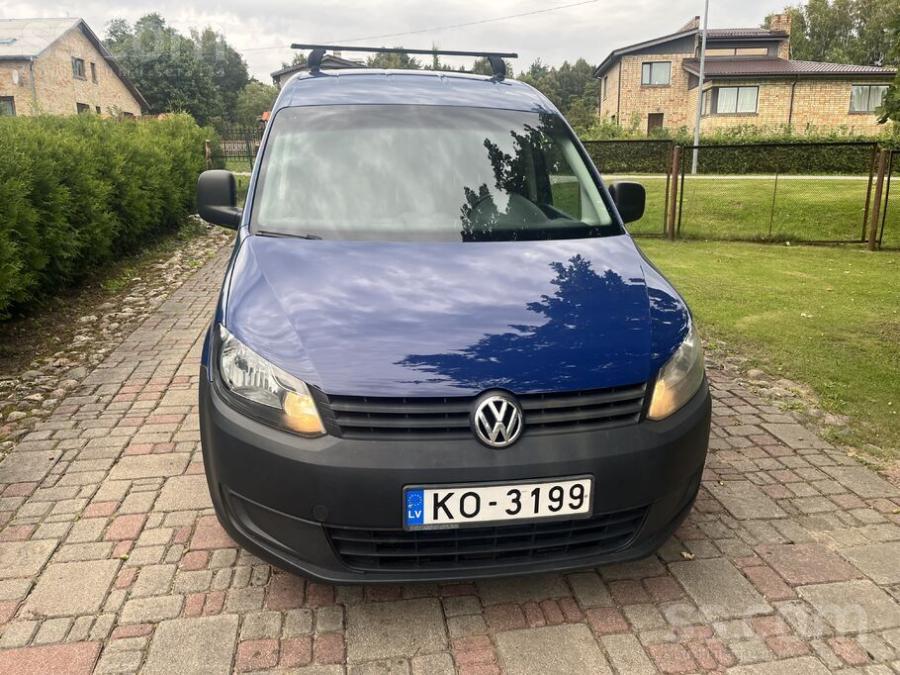 Zils Volkswagen Caddy 2012 Rīga, ar dzinēja tilpumu 1.60 L un nobraukumu 267 tūkst. km par 2950 €, foto 1 vietnē AUTOMOTO.COM.LV