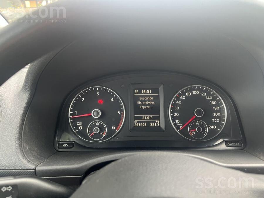 Zils Volkswagen Caddy 2012 Rīga, ar dzinēja tilpumu 1.60 L un nobraukumu 267 tūkst. km par 2950 €, foto 6 vietnē AUTOMOTO.COM.LV