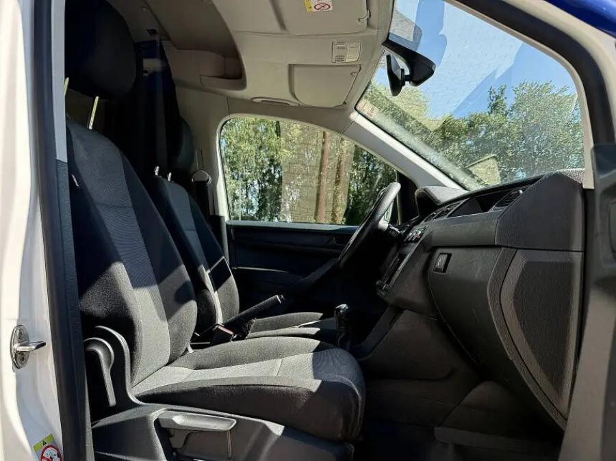 Zils Volkswagen Caddy 2019 Rīga, ar dzinēja tilpumu 2.00 L un nobraukumu 198 tūkst. km par 9900 €, foto 12 vietnē AUTOMOTO.COM.LV