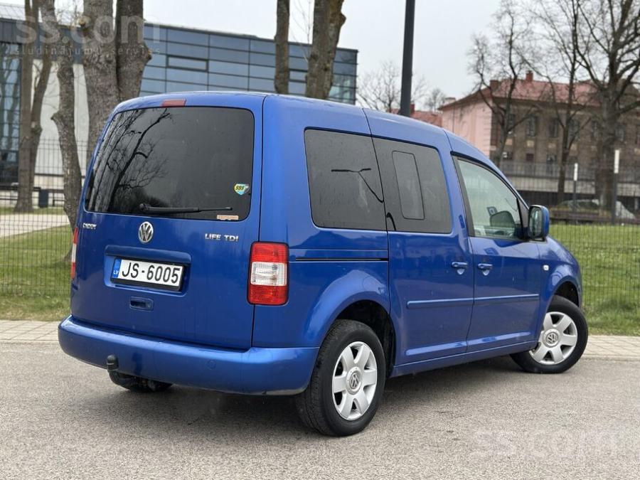 Zils Volkswagen Caddy 2005 Tukums, ar dzinēja tilpumu 1.90 L un nobraukumu 350 tūkst. km par 2900 €, foto 5 vietnē AUTOMOTO.COM.LV