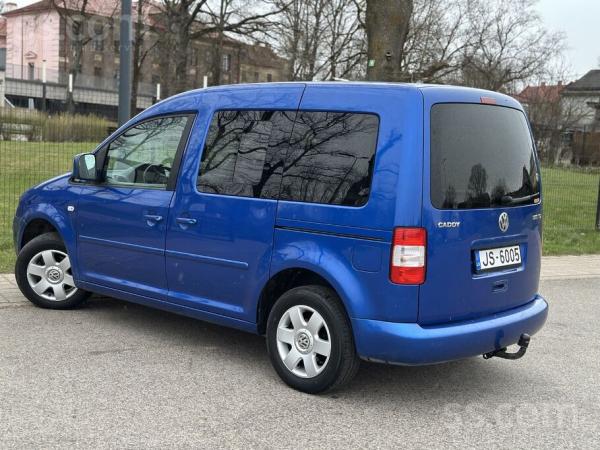Zils Volkswagen Caddy 2005 Tukums, ar dzinēja tilpumu 1.90 L un nobraukumu 350 tūkst. km par 2900 €, foto 8 vietnē AUTOMOTO.COM.LV