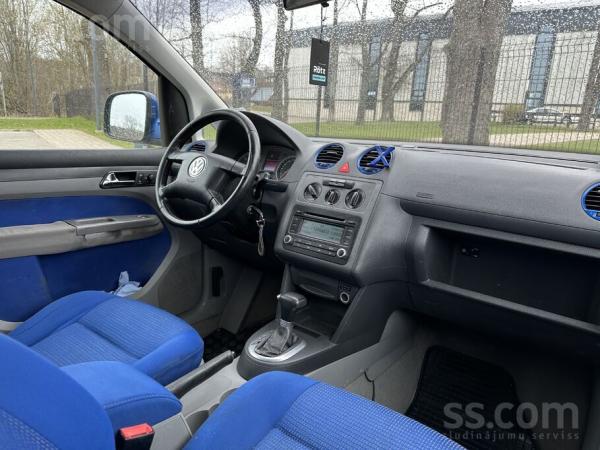 Zils Volkswagen Caddy 2005 Tukums, ar dzinēja tilpumu 1.90 L un nobraukumu 350 tūkst. km par 2900 €, foto 10 vietnē AUTOMOTO.COM.LV
