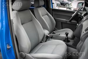 Zils Volkswagen Caddy 2005 Tukums, ar dzinēja tilpumu 2.00 L un nobraukumu 240 tūkst. km par 4990 €, foto 16 vietnē AUTOMOTO.COM.LV
