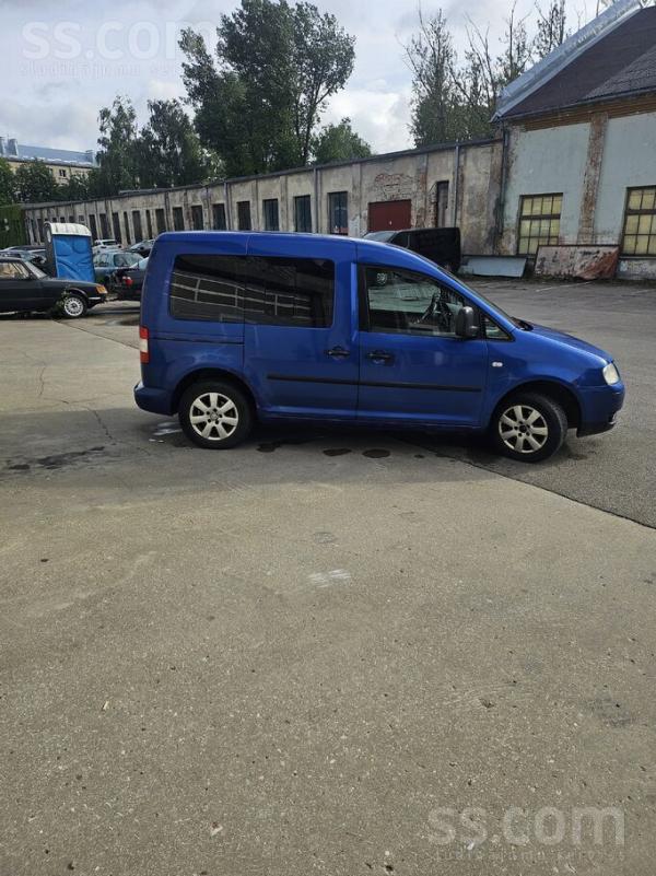 Blue Volkswagen Caddy 2005 in Riga, with an engine capacity of 1.60 L and mileage of 0 thousand km for 2600 €, photo 6 on AUTOMOTO.COM.LV