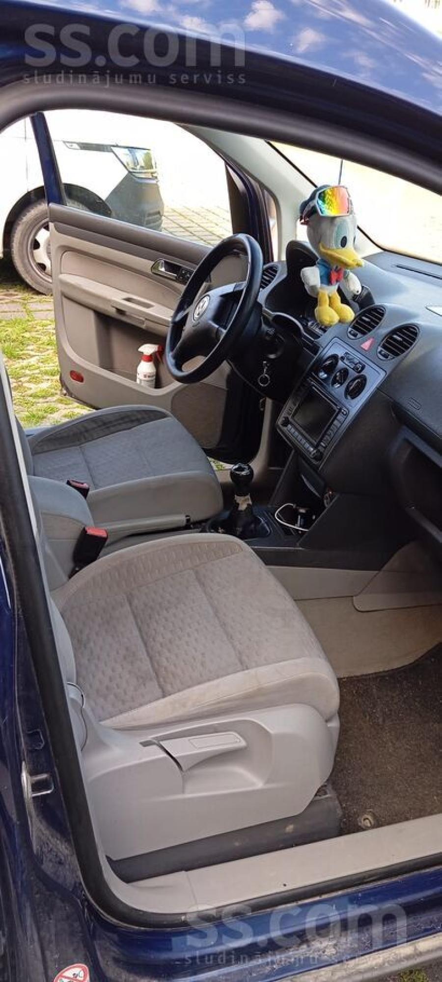 Zils Volkswagen Caddy 2005 Liepāja, ar dzinēja tilpumu 1.90 L un nobraukumu 450 tūkst. km par 1600 €, foto 9 vietnē AUTOMOTO.COM.LV
