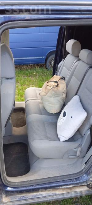 Zils Volkswagen Caddy 2005 Liepāja, ar dzinēja tilpumu 1.90 L un nobraukumu 450 tūkst. km par 1600 €, foto 11 vietnē AUTOMOTO.COM.LV