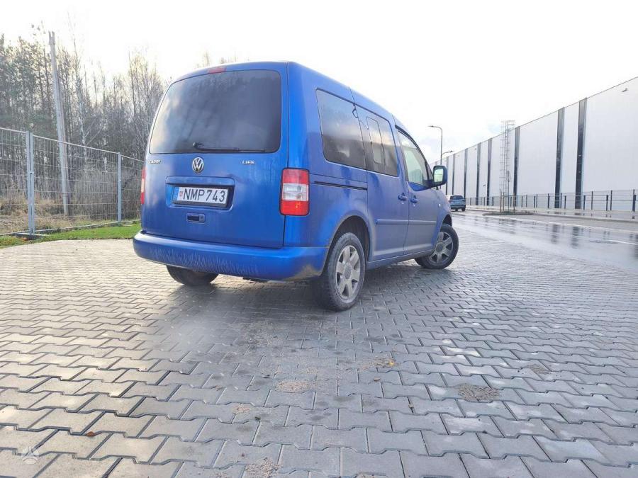 Zils Volkswagen Caddy 2006 Viļņa, ar dzinēja tilpumu 1.90 L un nobraukumu 413 tūkst. km par 3000 €, foto 5 vietnē AUTOMOTO.COM.LV