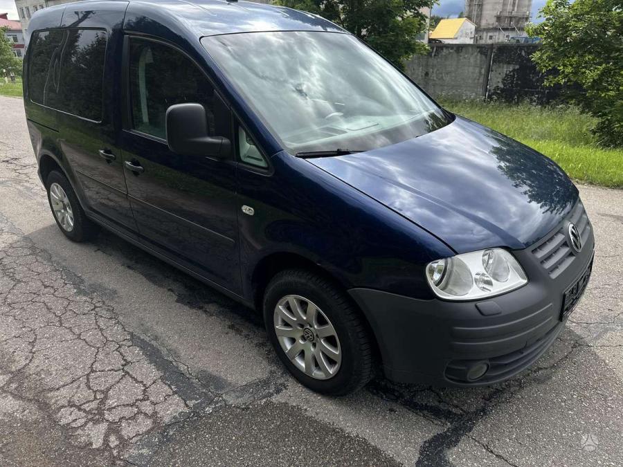 Zils Volkswagen Caddy 2006 Rokiškis, ar dzinēja tilpumu 1.90 L un nobraukumu 295 tūkst. km par 2700 €, foto 4 vietnē AUTOMOTO.COM.LV