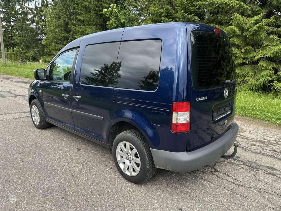 Zils Volkswagen Caddy 2006 Rokiškis, ar dzinēja tilpumu 1.90 L un nobraukumu 295 tūkst. km par 2700 €, foto 7 vietnē AUTOMOTO.COM.LV