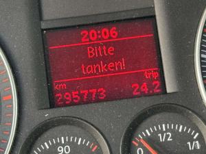 Zils Volkswagen Caddy 2006 Rokiškis, ar dzinēja tilpumu 1.90 L un nobraukumu 295 tūkst. km par 2700 €, foto 13 vietnē AUTOMOTO.COM.LV