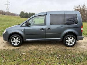 Blue Volkswagen Caddy 2007 in Vilnius, with an engine capacity of 1.90 L and mileage of 480 thousand km for 2200 €, photo 3 on AUTOMOTO.COM.LV