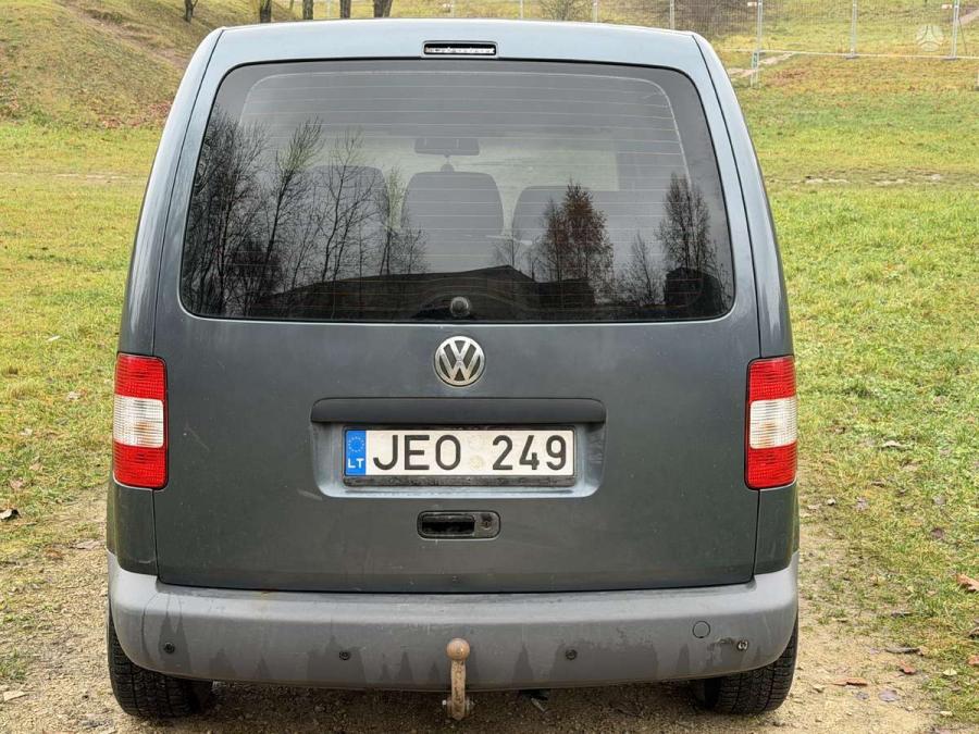 Blue Volkswagen Caddy 2007 in Vilnius, with an engine capacity of 1.90 L and mileage of 480 thousand km for 2200 €, photo 6 on AUTOMOTO.COM.LV