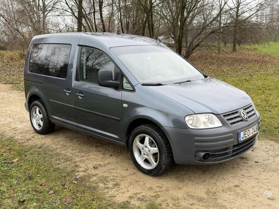 Blue Volkswagen Caddy 2007 in Vilnius, with an engine capacity of 1.90 L and mileage of 480 thousand km for 2200 €, photo 10 on AUTOMOTO.COM.LV