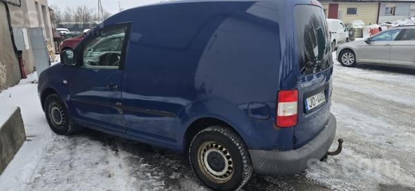 Blue Volkswagen Caddy 2007 in Riga, with an engine capacity of 1.90 L and mileage of 417 thousand km for 950 €, photo 8 on AUTOMOTO.COM.LV