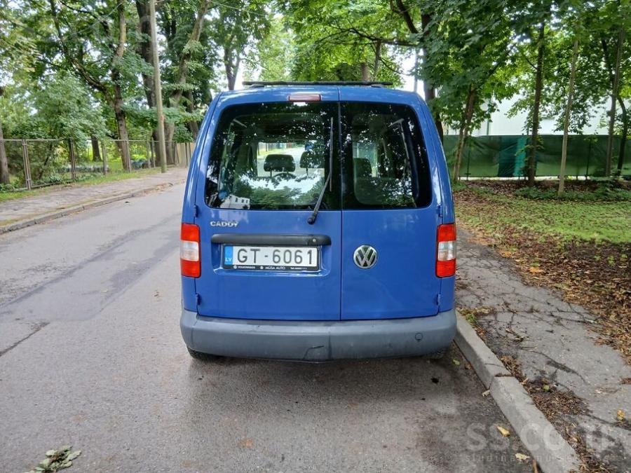 Zils Volkswagen Caddy 2007 Rīga, ar dzinēja tilpumu 1.90 L un nobraukumu 353 tūkst. km par 1900 €, foto 5 vietnē AUTOMOTO.COM.LV
