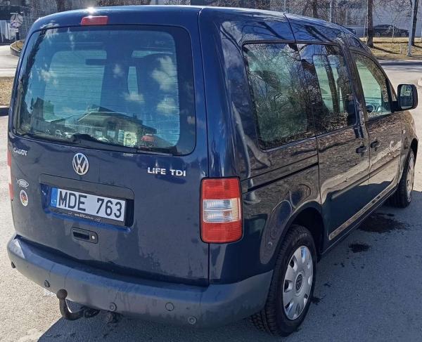 Blue Volkswagen Caddy 2007 in Kaunas, with an engine capacity of 1.90 L and mileage of 294 thousand km for 3000 €, photo 3 on AUTOMOTO.COM.LV