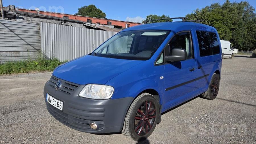 Zils Volkswagen Caddy 2007 Rīga, ar dzinēja tilpumu 1.90 L un nobraukumu 299 tūkst. km par 4500 €, foto 4 vietnē AUTOMOTO.COM.LV