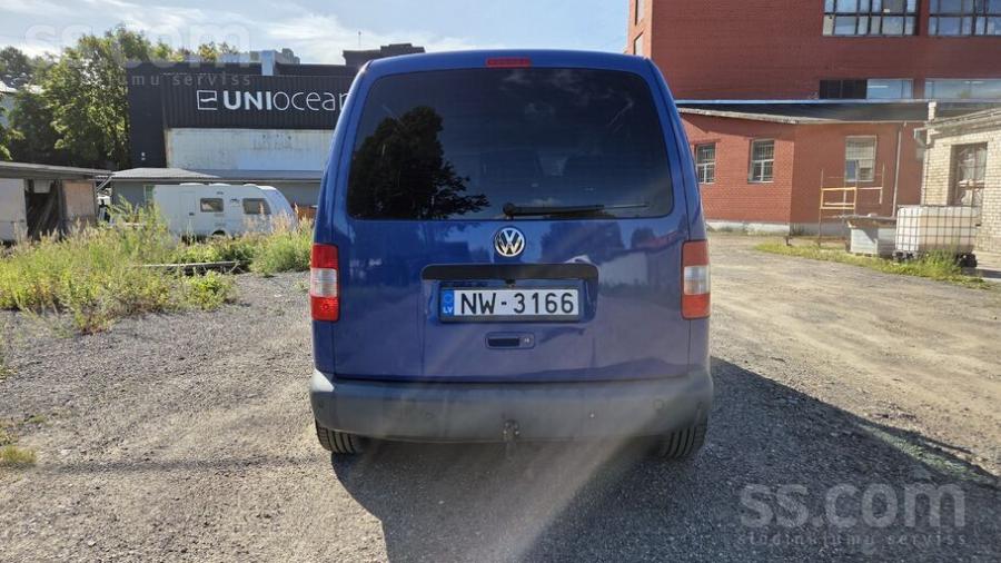 Zils Volkswagen Caddy 2007 Rīga, ar dzinēja tilpumu 1.90 L un nobraukumu 299 tūkst. km par 4500 €, foto 8 vietnē AUTOMOTO.COM.LV