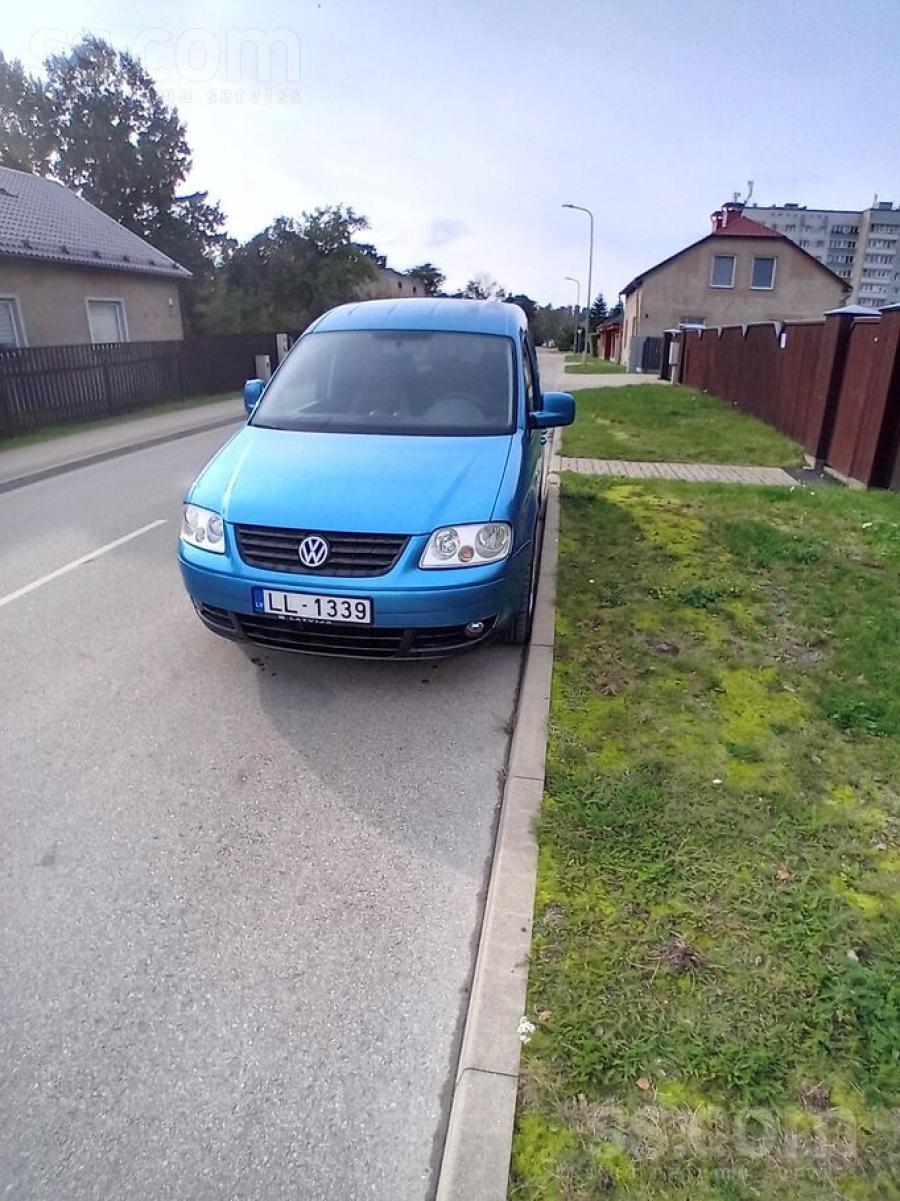 Синий Фольксваген Кадди 2007 в Лиепая, объемом двигателя 1.60 л и пробегом 320 тыс. км за 1499 €, фото 1 на AUTOMOTO.COM.LV