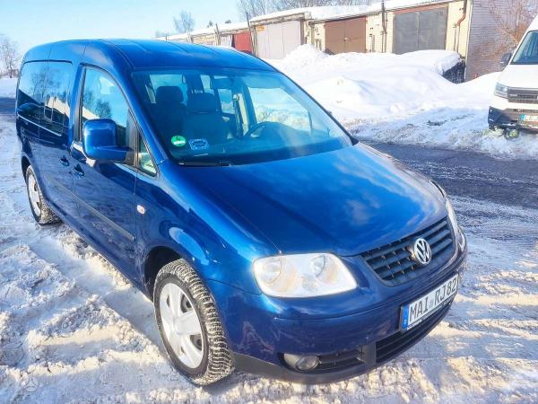 Blue Volkswagen Caddy 2008 in Utena, with an engine capacity of 2.00 L and mileage of 210 thousand km for 5500 €, photo 2 on AUTOMOTO.COM.LV