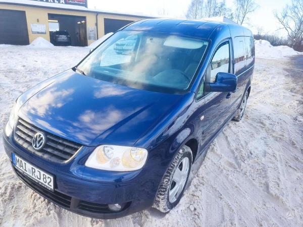 Blue Volkswagen Caddy 2008 in Utena, with an engine capacity of 2.00 L and mileage of 210 thousand km for 5500 €, photo 9 on AUTOMOTO.COM.LV