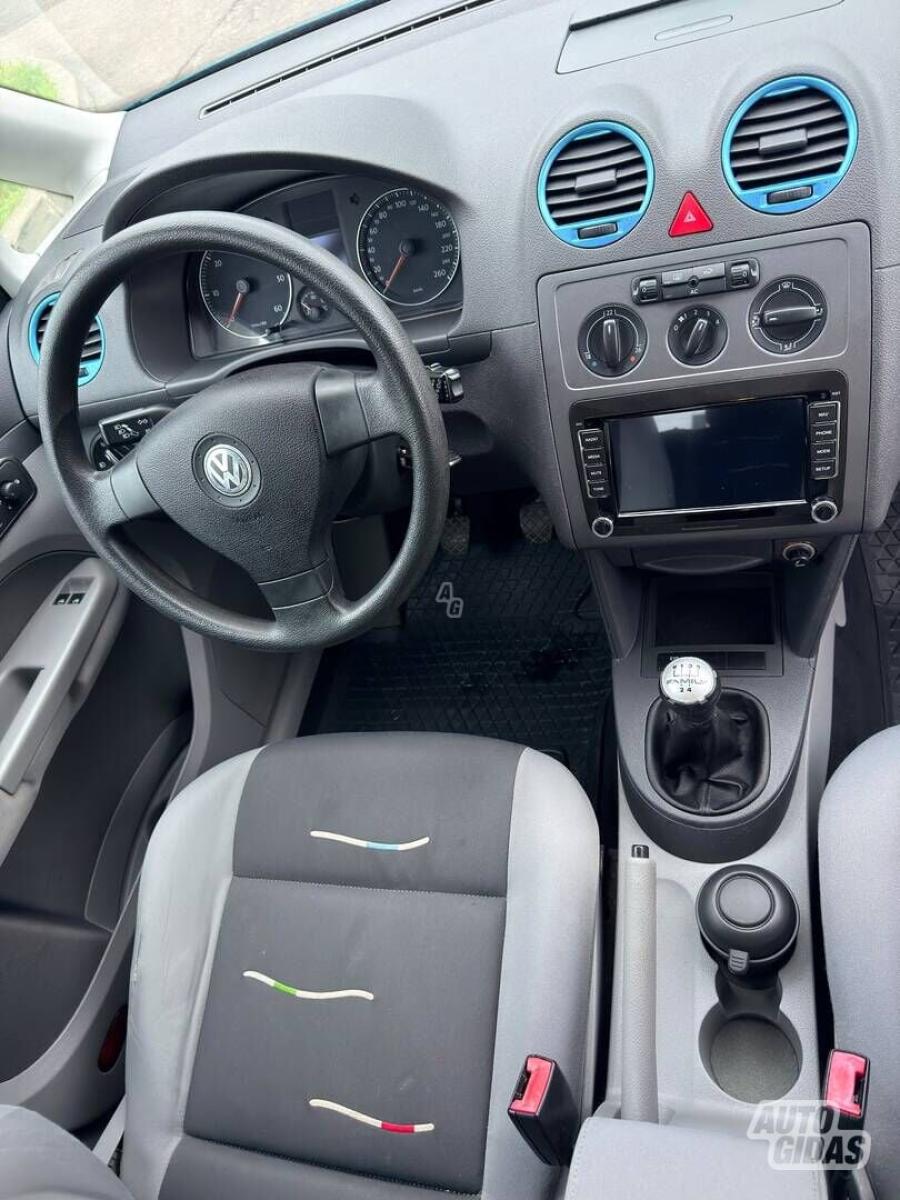 Blue Volkswagen Caddy 2008 in Kaunas, with an engine capacity of 1.90 L and mileage of 281 thousand km for 4400 €, photo 14 on AUTOMOTO.COM.LV