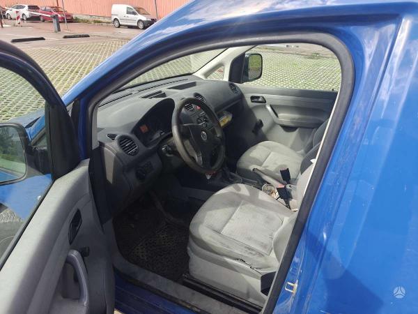Blue Volkswagen Caddy 2008 in Kaunas, with an engine capacity of 1.90 L and mileage of 808 thousand km for 3000 €, photo 10 on AUTOMOTO.COM.LV