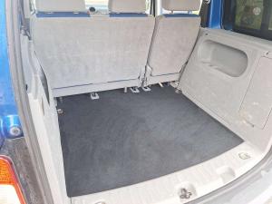 Blue Volkswagen Caddy 2008 in Kelme, with an engine capacity of 1.90 L and mileage of 353 thousand km for 3500 €, photo 8 on AUTOMOTO.COM.LV