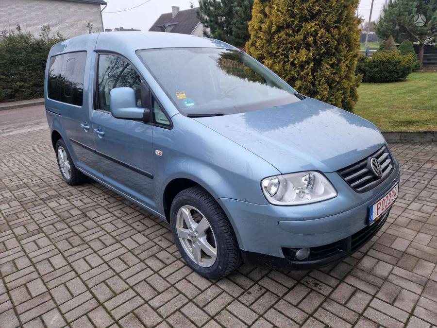 Blue Volkswagen Caddy 2009 in Kelme, with an engine capacity of 1.90 L and mileage of 255 thousand km for 4450 €, photo 1 on AUTOMOTO.COM.LV