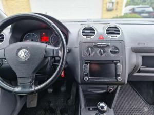 Blue Volkswagen Caddy 2009 in Kelme, with an engine capacity of 1.90 L and mileage of 255 thousand km for 4450 €, photo 10 on AUTOMOTO.COM.LV