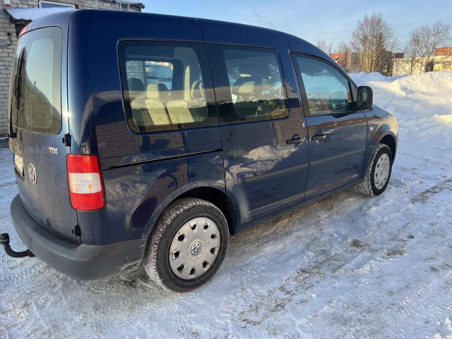 Zils Volkswagen Caddy 2009 Plungė, ar dzinēja tilpumu 1.90 L un nobraukumu 320 tūkst. km par 4200 €, foto 5 vietnē AUTOMOTO.COM.LV